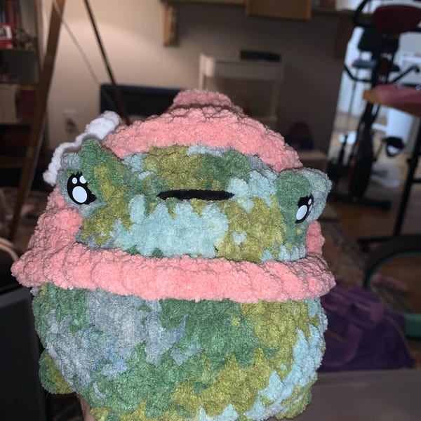 Strawberry Frog No Sew Crochet Pattern / Strawbery Hat Cute Frog ...