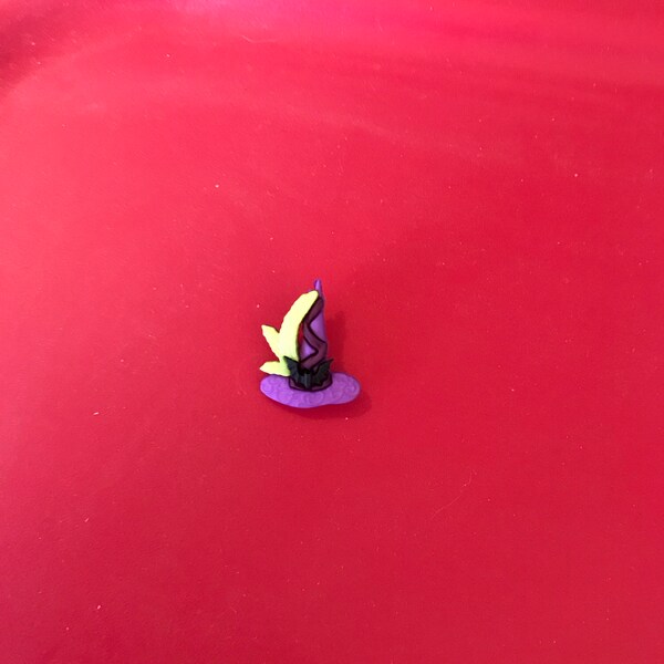 Purple Witch Hat Buttons by Dress It up / Halloween Costume ...