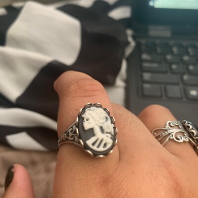 Skeleton Lady Cameo Ring - Etsy