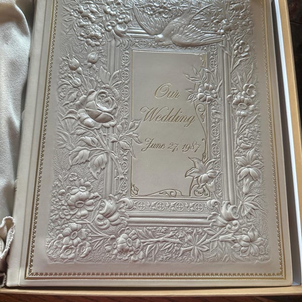 Unique Wedding Gift for Couple "our Family Story" Leather Book ...