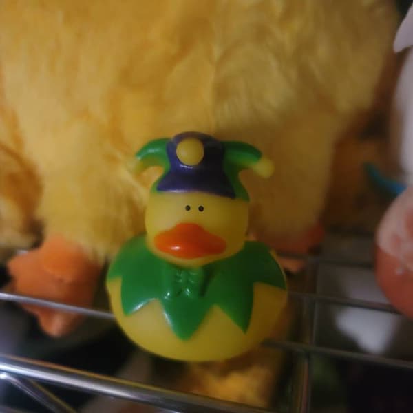 Singing Yellow Rubber Ducky Cruise Ducks Kids Bath Toy Stress Relief ...