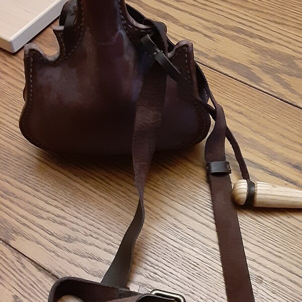 600ml - Premium Handmade Leather Flask, Eco-friendly, Alcohol-safe ...