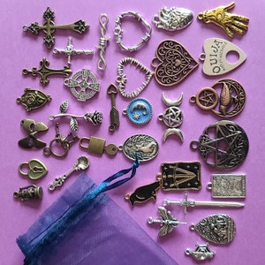 Charms for Casting & Divination, Fortune Telling Trinkets, Spiritual ...