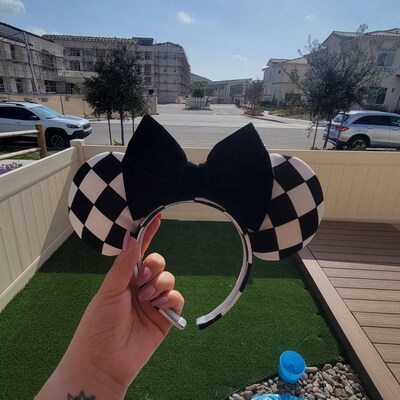 Black & White Mouse Ears Checkered Minnie Ears Black and White Vans ...