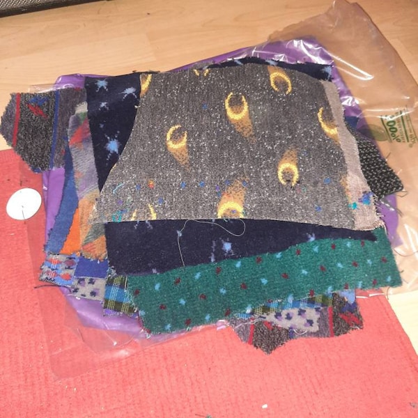 London Underground and London Bus Victoria Line, Blue Straub Moquette ...