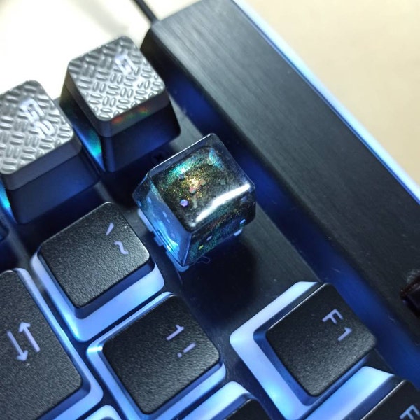 Artisan Keycaps - ESC Key - Oem and Sa Profile - Cherry Blossoms ...