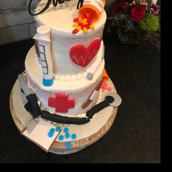Fondant Nurse Doctor Cake Toppers - Graduation Cake Toppers - Medical ...