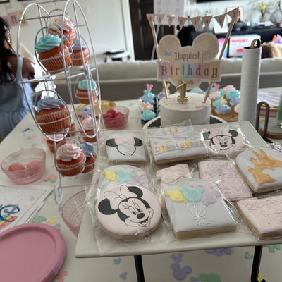 Printable Pastel Mickey Balloons, Disneyland Baby Shower Stand up Prop ...