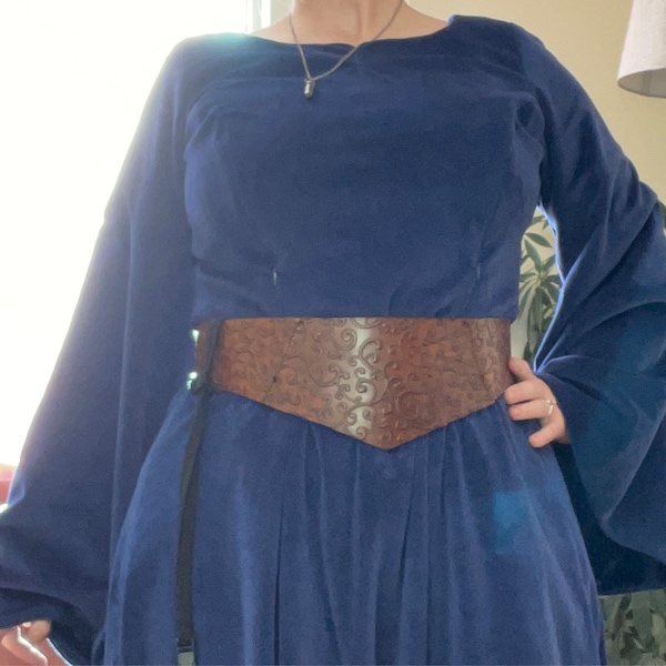 Ladies Elven Swirl Belt - Elven Accessory - Leather Belt - #DK7019 - Etsy