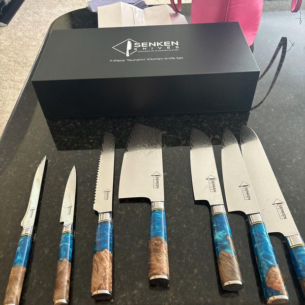 Extra Large Black Resin Magnetic Knife Block Holds up to 16 Knives ...