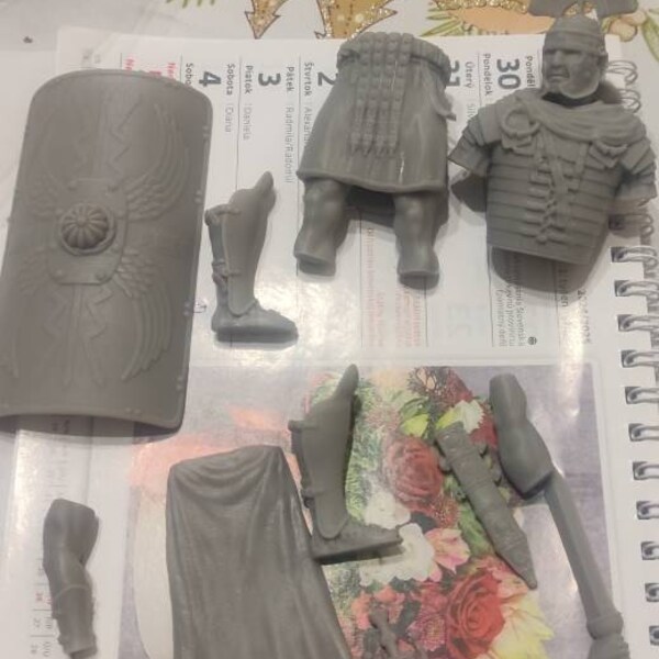 Medieval English Knight Version 1 - Historical Figure - 3D Resin ...