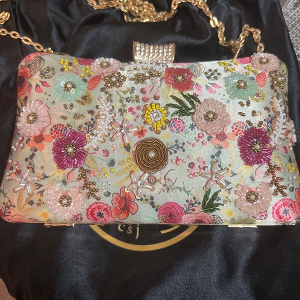 The MONI Clutch - Etsy