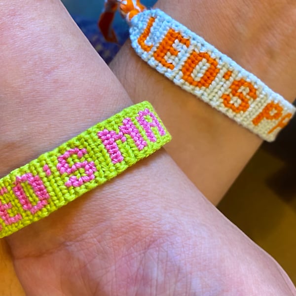 Custom Name Friendship Bracelet (ONE Bracelet) - Etsy