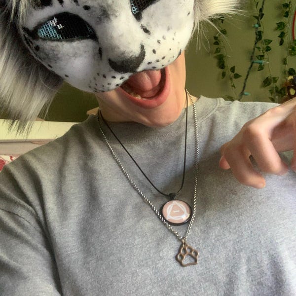 Therian Necklace Theta Delta Therian Symbol Wolf Paw Print Personalize ...