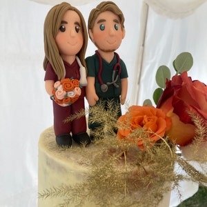 Personalised Seated Male Figure Fondant Cake Topper - Etsy