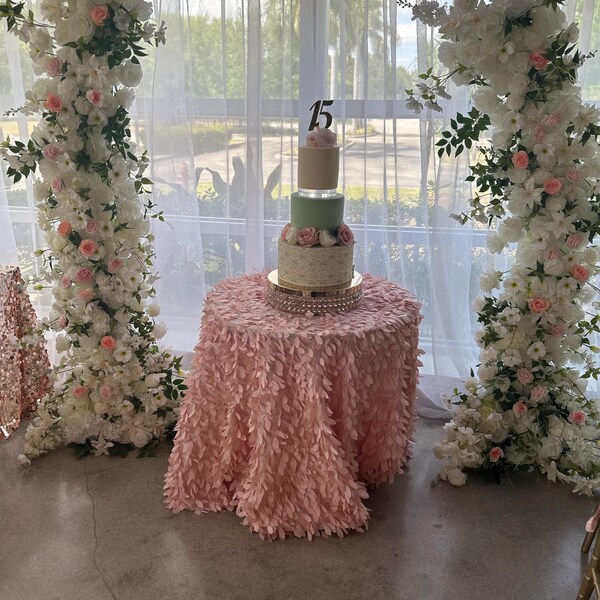 The Stiletto Cake Stand - Wedding Cake Pedestal - Black Cake Riser ...