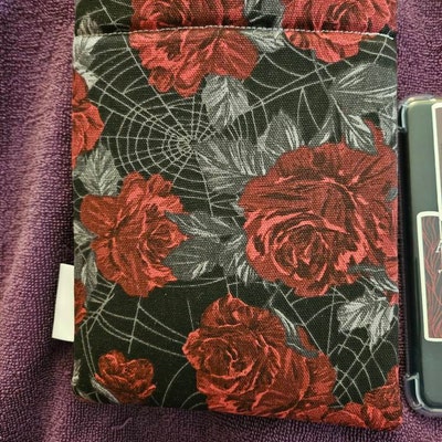 Kindle Paperwhite Sleeve Padded Friends Kindle Sleeve - Etsy