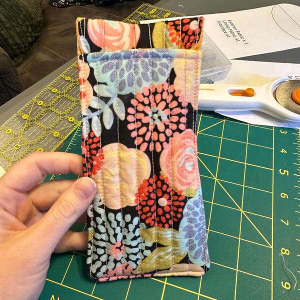 Quilted Glasses Case Sewing Pattern - Beginners - Video Tutorial - Easy ...