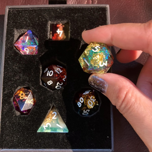 Dice Gacha Random Set - Handmade Resin Sharp Edge Dnd Dice Set for Dnd ...