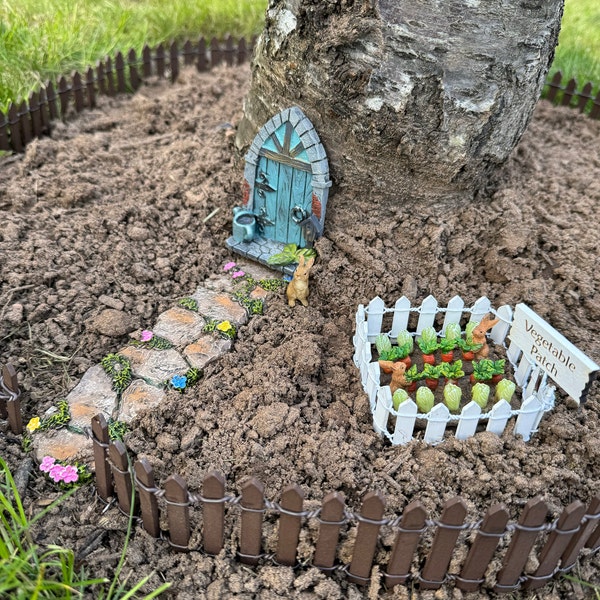 Miniature Elves, Fairy Garden Elves, Edward and Ellie Elf, Miniature ...