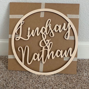 Circle Name Sign / Wedding Sign / Couple Sign / Wood Bride and Groom ...