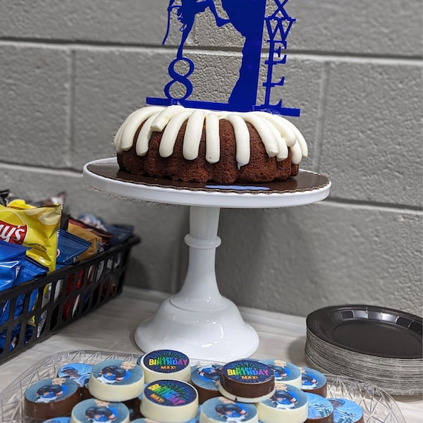 Bride and Groom Running Cake Topper, Runaway Bride, Funny Wedding Cake ...