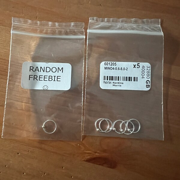 Bright Red Silicone Soft Tunnel. Double Flared Soft Stretcher 4mm 5mm ...