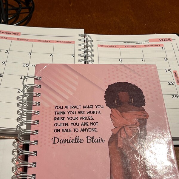 2025 Personalized Monthly Weekly Planner, Brunette Girl Boss Weekly ...