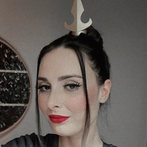 Azula Top Knot Crown - Etsy