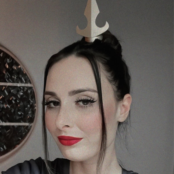 Azula Top Knot Crown - Etsy