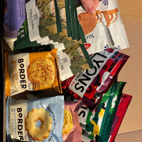 Biscuits Gift Set Biscuit Selection - Individually Wrapped Biscuits (35 ...