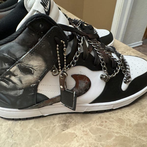 Chicago Bulls Sneakers - Etsy