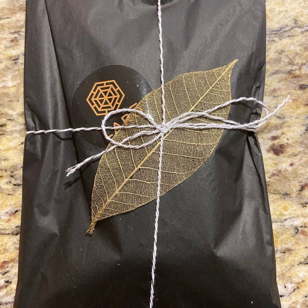 Chanteuse All Natural Perfume - Etsy