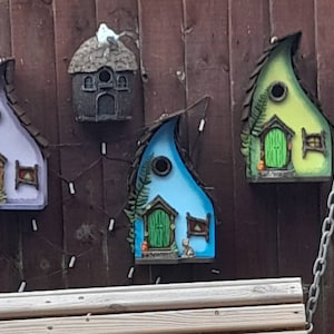 Cottage Style Bird Box Wooden Nesting Shelter for Small - Etsy