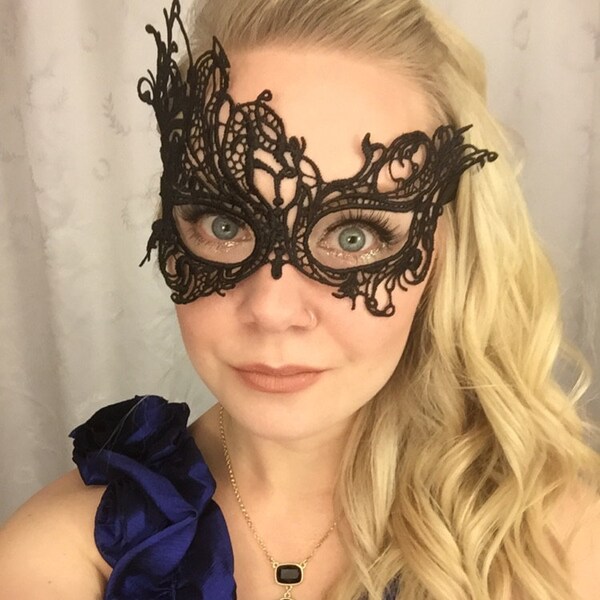 Luxury Mask – Unisex Venetian Mens and Womens Masquerade Mask ...