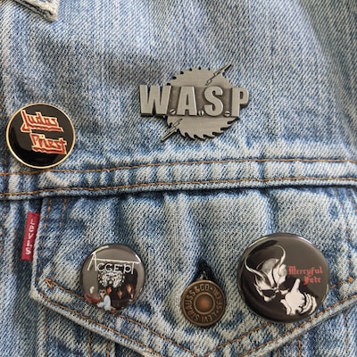 Eddie Munson Vest Patches and Pins screen Accurate COMPLETE Set ...