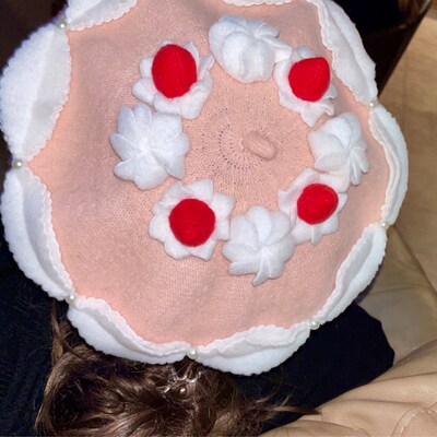 Made to Order: Cake Beret - Etsy