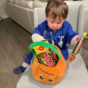 Personalized Kids Dinosaur Lab Coat With Tyrannosaurus Rex Embroidery ...