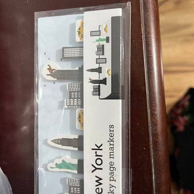 Planet Pins Hand-painted Solar System Stationery push Pins for Your ...