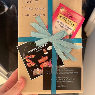 SURPRISE BOOK DATE Blind Date With a Book Romantasy Smut Horror ...