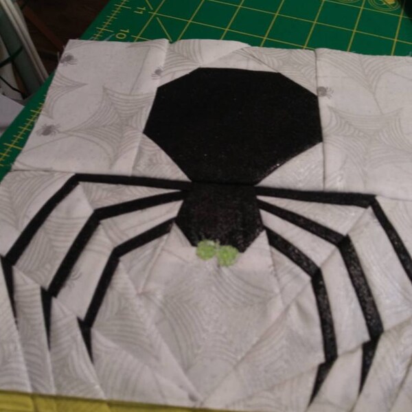 Spider Paper Pieced Pattern in PDF, Foundation Piecing, Made by Marney ...