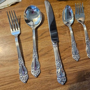 Mismatched Silverplate 5-pc.place Settings/flatware/vintage & Antique ...