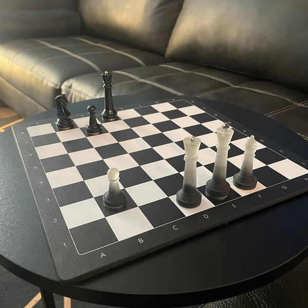 Handmade Chess Set, Monochrome Chess Set, Resin Chess Pieces, 11inch ...