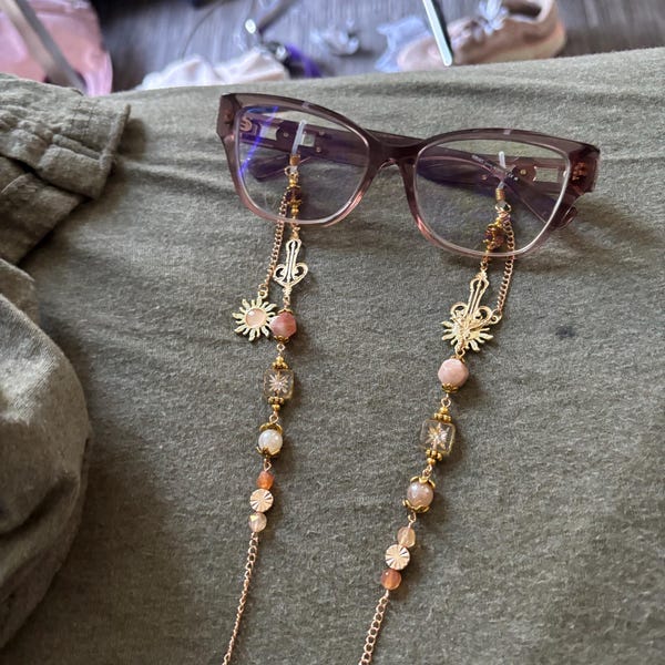 Dark Elf Gunmetal Eyeglass Chain | Czech Crystal | Labradorite Beads ...