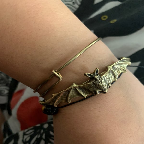Bat Bracelet: Bronze or Silver Gothic Halloween Jewelry - Etsy