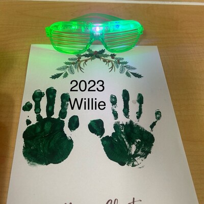 Grandparents' Day Handprint Craft World's Best Grandparents Printable ...