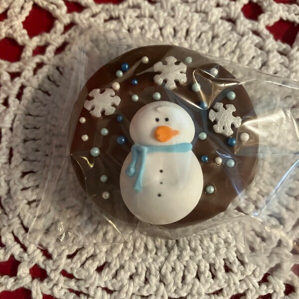 Made to Order | 1 Dozen Royal Icing Snowmen | 1 Inch | Cupcake Toppers ...