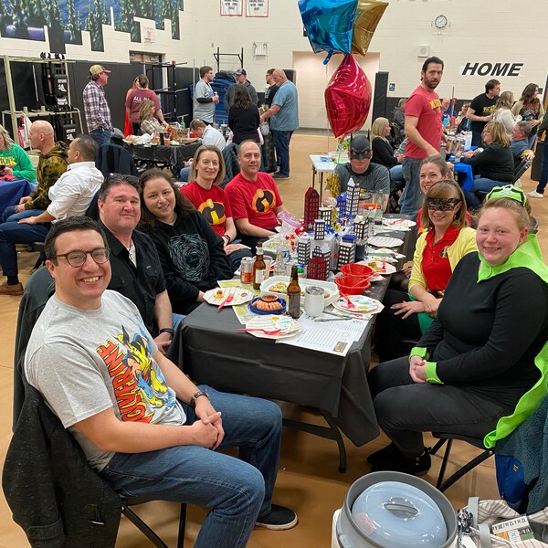 Bow Wow Large Plates Mixed Pack 8 Pack Bow Wow Party Supplies Puppy ...