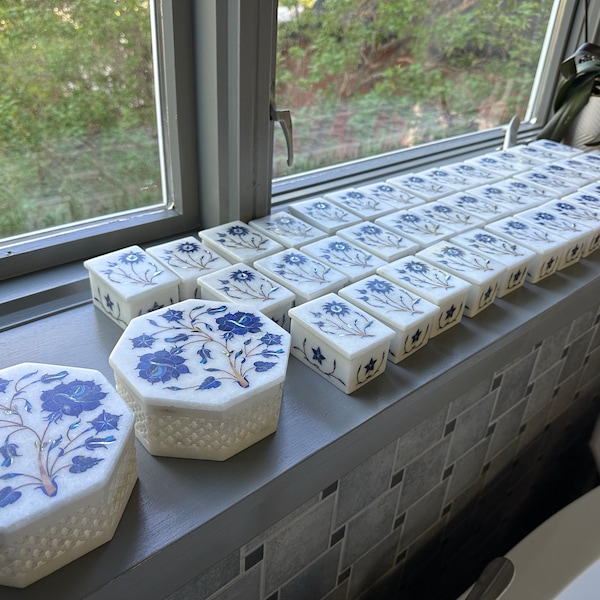 Rectangle Shape Black Marble Trinket Box With Royal Look Semi Precious ...