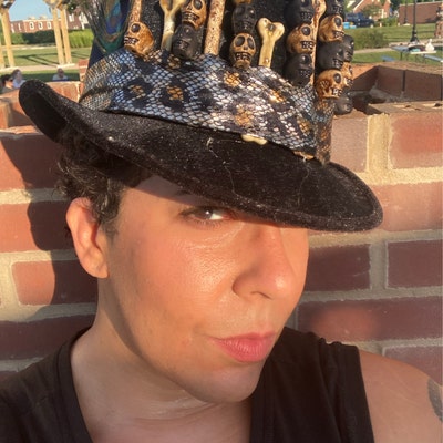 Unisex Adult Black Voodoo King Top Hat Skull Bones Feather Witch Doctor ...